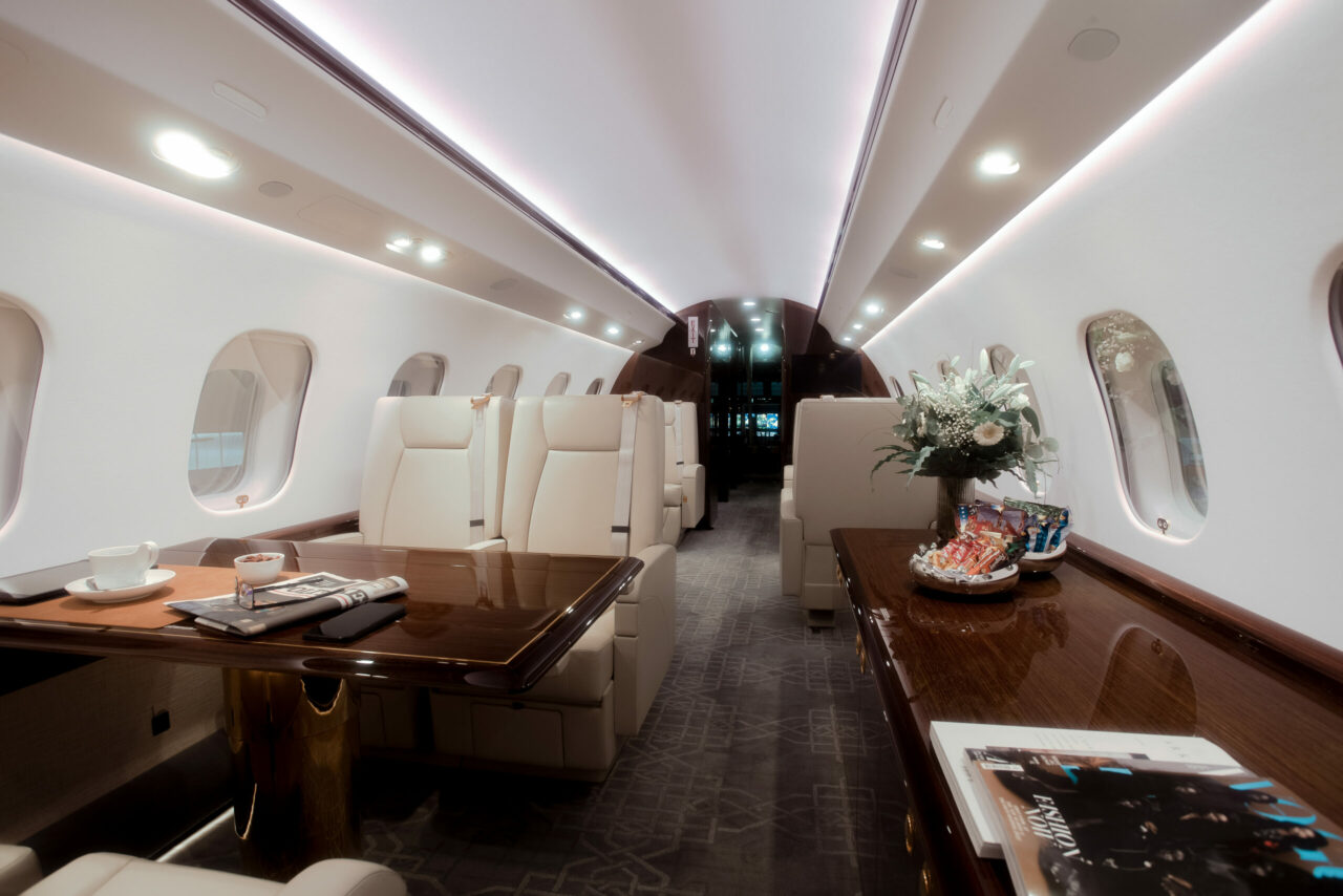 CHARTER SERVICES | FLEXFLIGHT®